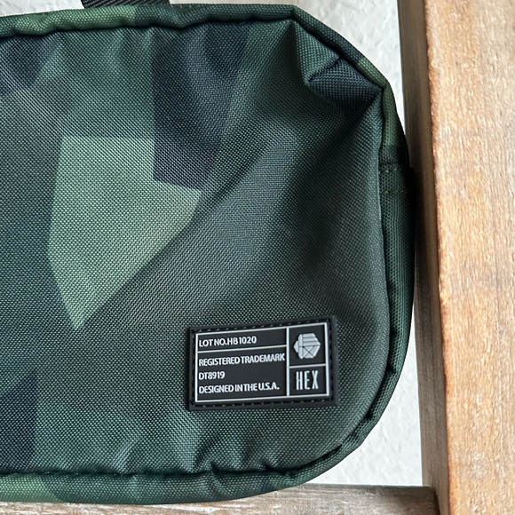Hex | Bags | Hex Camo Aspect Waist Bag Nwt | Poshmark